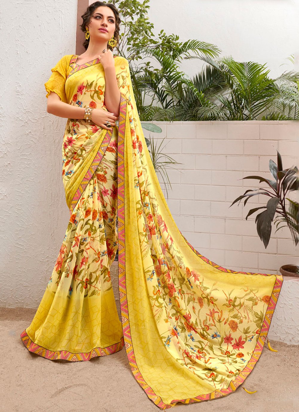 Buy Abstract Print Printed Saree Online : 134706