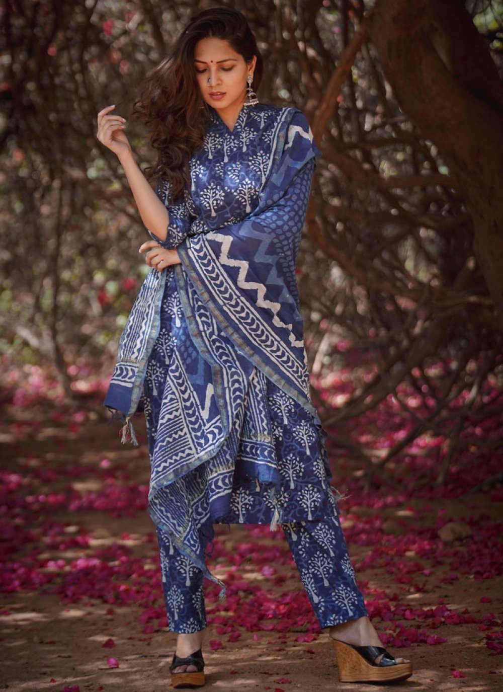 Buy Blue Fancy Ceremonial Readymade Suit : 116908