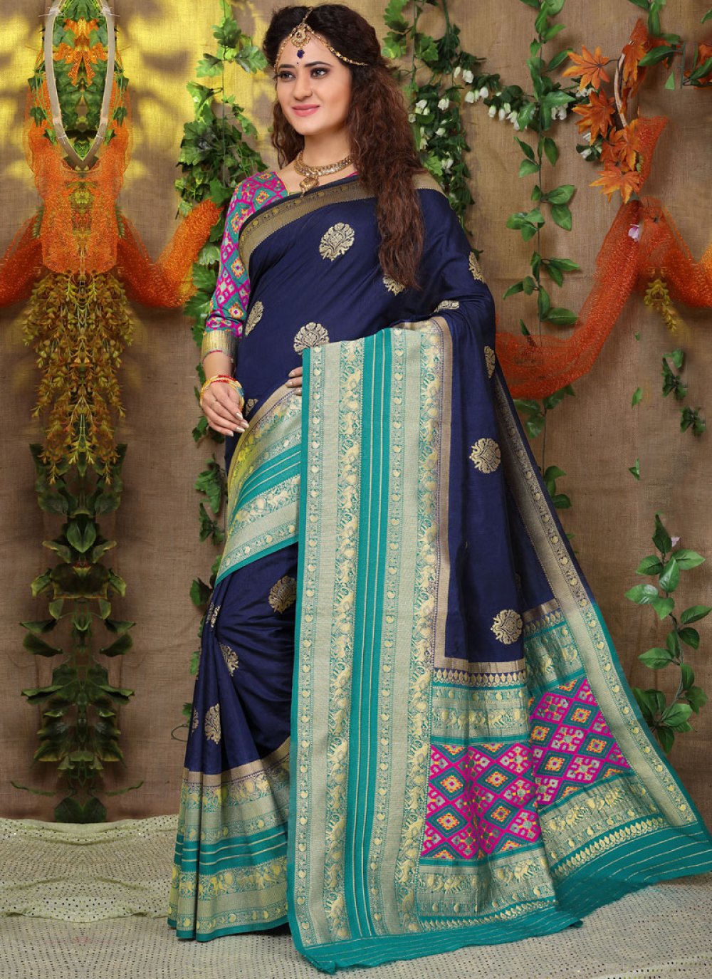 Buy Navy Blue Fancy Fabric Traditional Saree : 110759