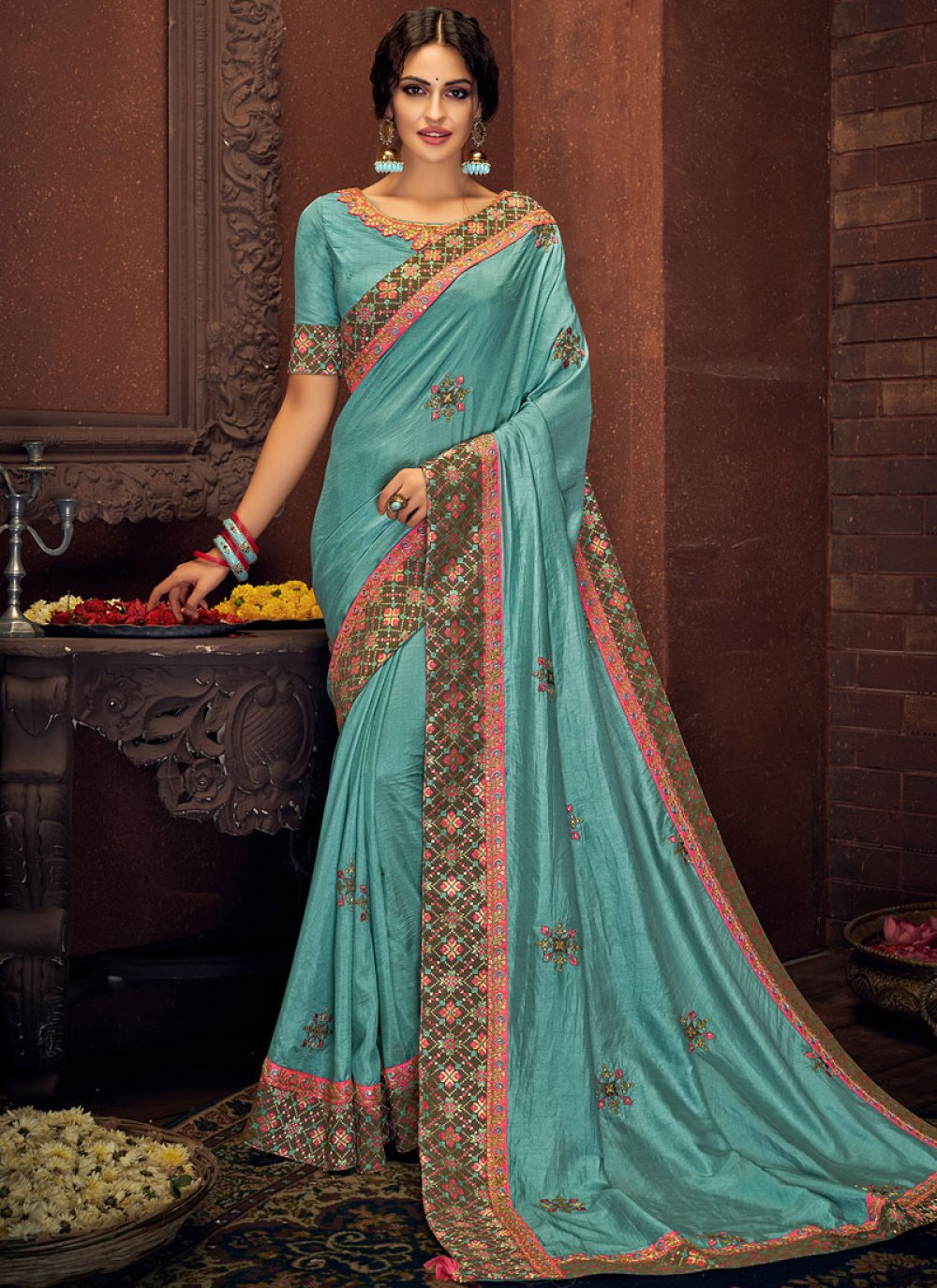Shop Zari Classic Saree Online : 133884