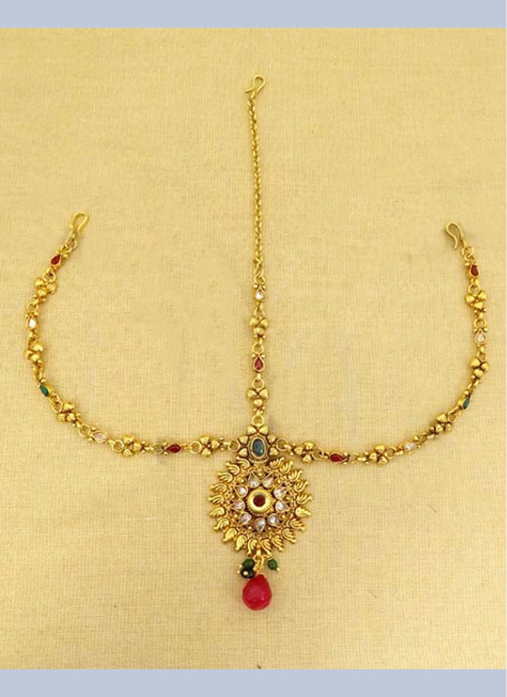 Buy Gold Color Maang Tika : 158647