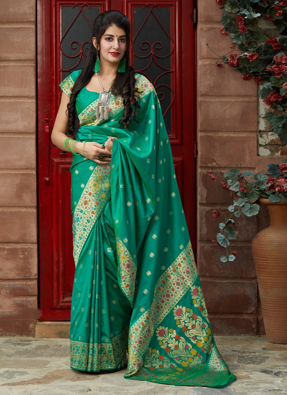 Buy Green Color Contemporary Saree Online