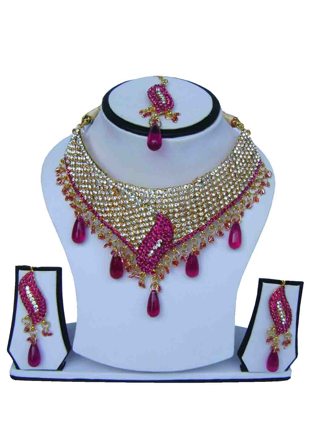 Shop Gold Color Necklace Set Online : 178094