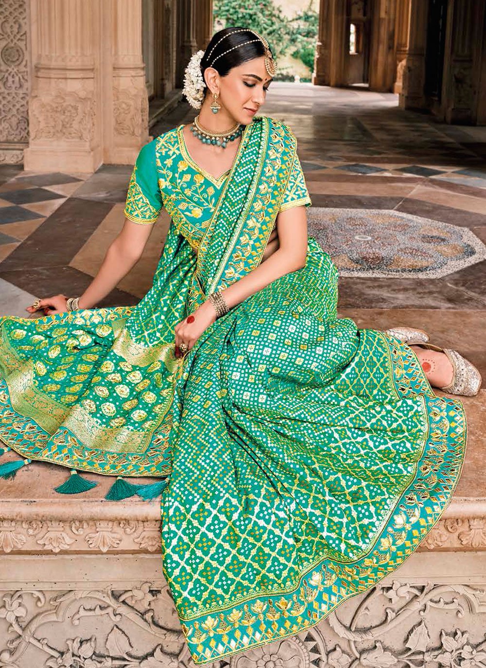 Buy Online Green Color Traditional Saree : 200028