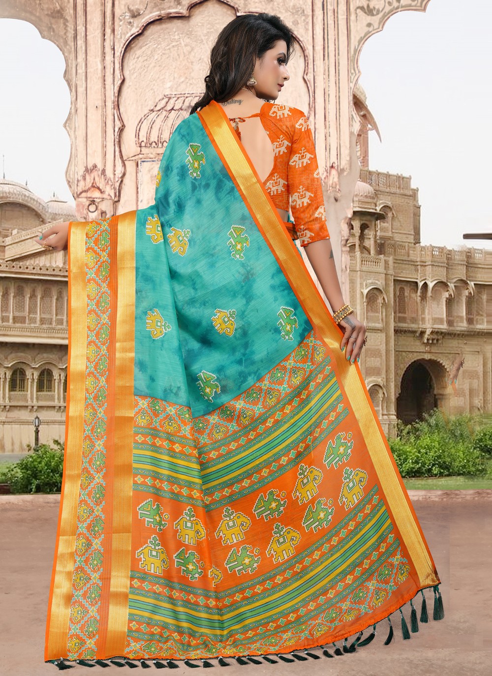 Shop Printed Printed Saree Online : 174392