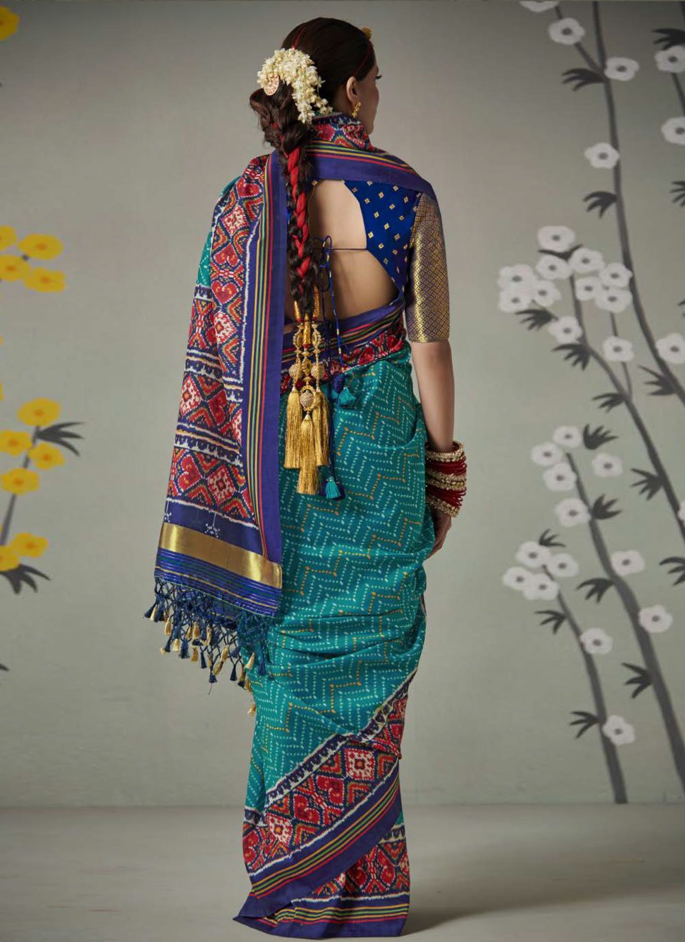 Shop Aqua Blue Ceremonial Saree Online : 238797