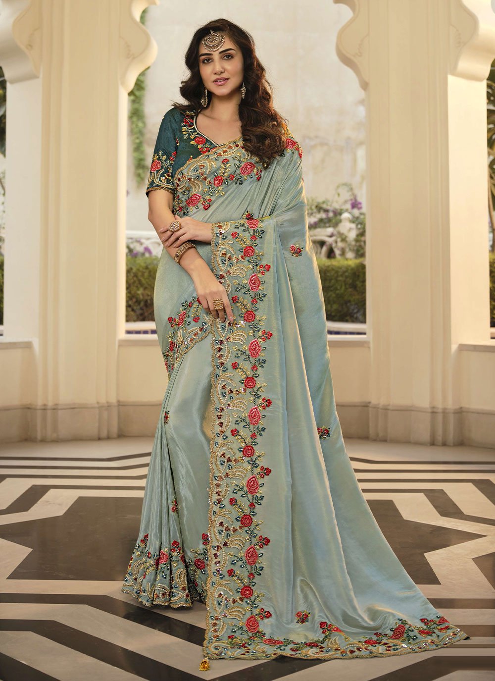 Shop Grey Color Contemporary Saree Online : 220558