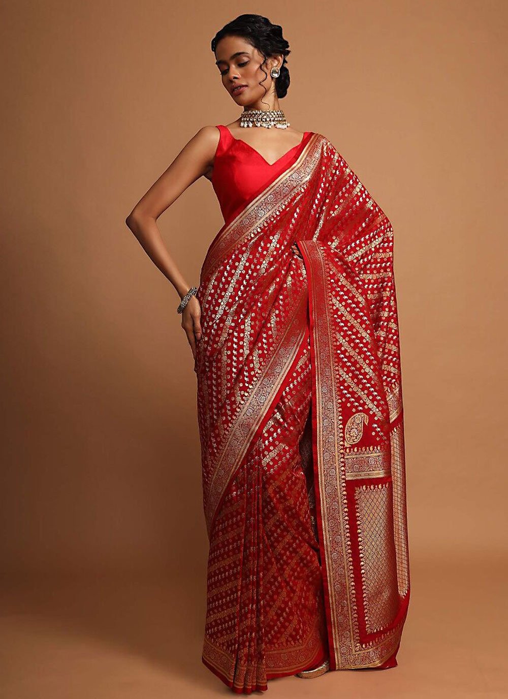 Buy Red Woven Festival Trendy Saree Online : 244707