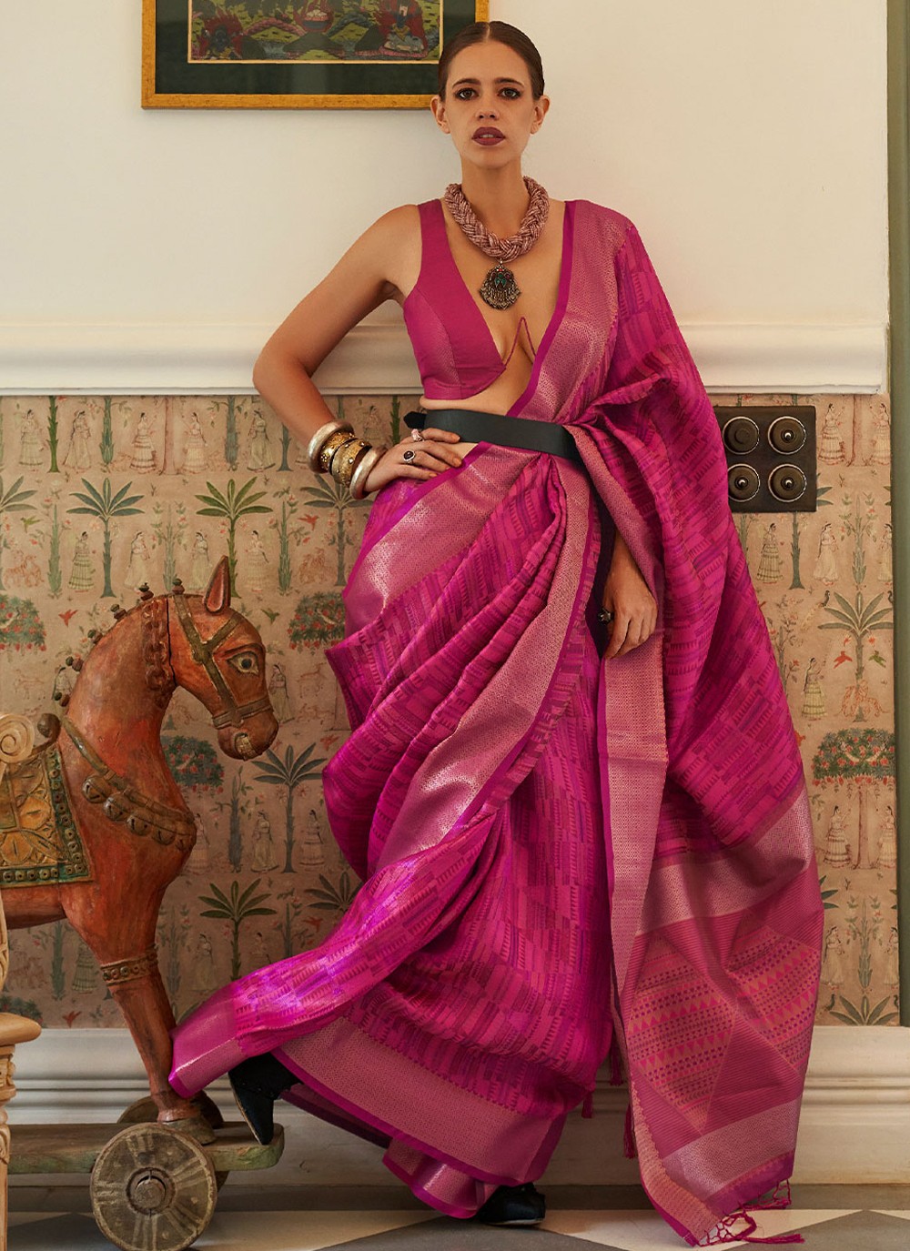Buy Weaving Handloom silk Traditional Saree : 244792