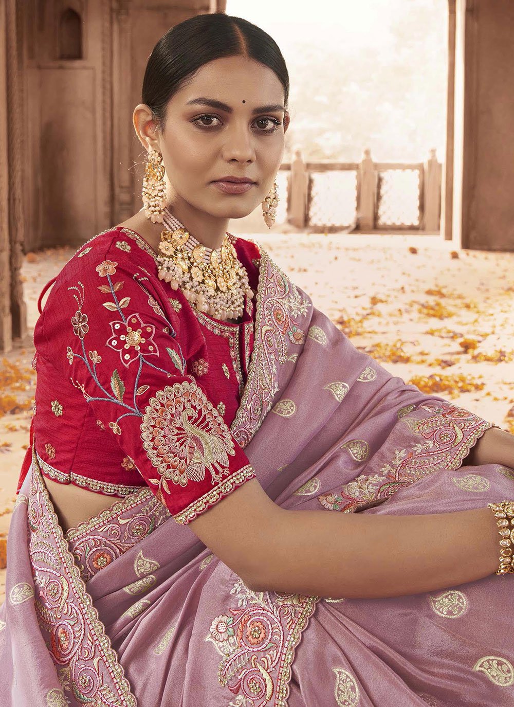 Shop Online Classic Saree Thread Work Viscose in Mauve : 252322