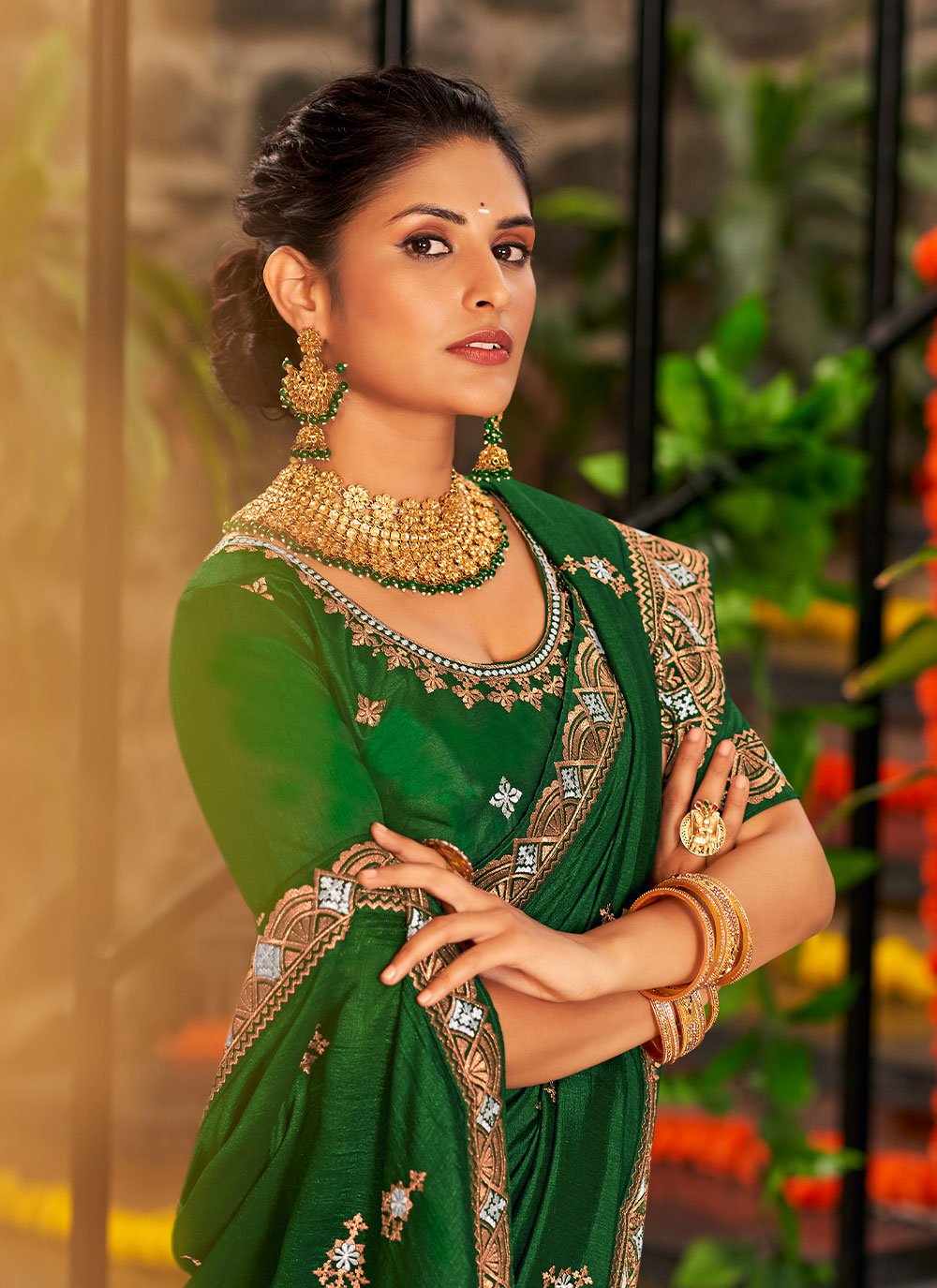 Buy Online Green Color Classic Saree : 252798