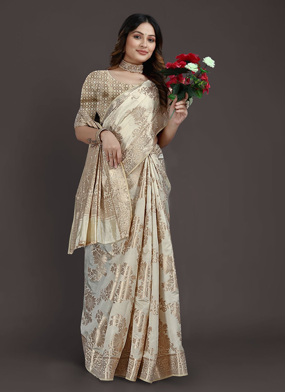 Buy Off White Color Trendy Saree : 265807