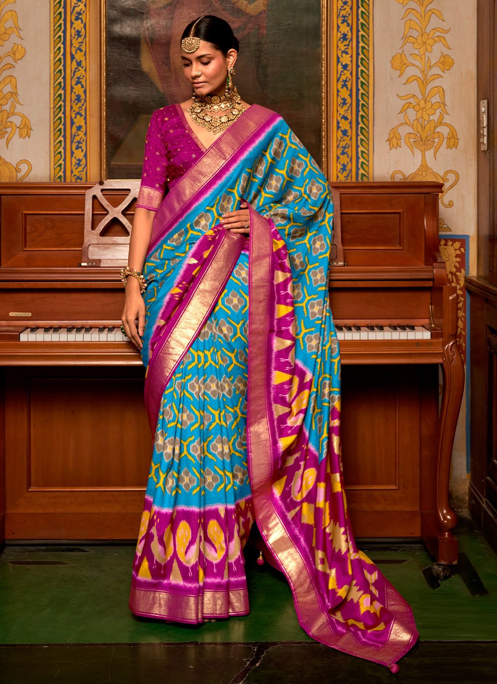 Buy Online Patola Silk Weaving Classic Saree : 245932