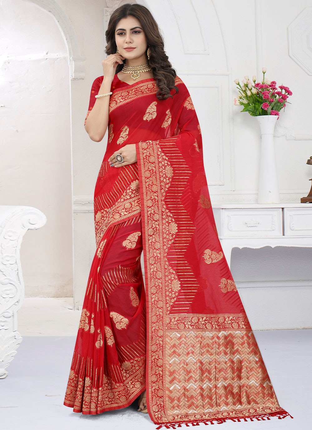 Buy Online Red Saree : 248602