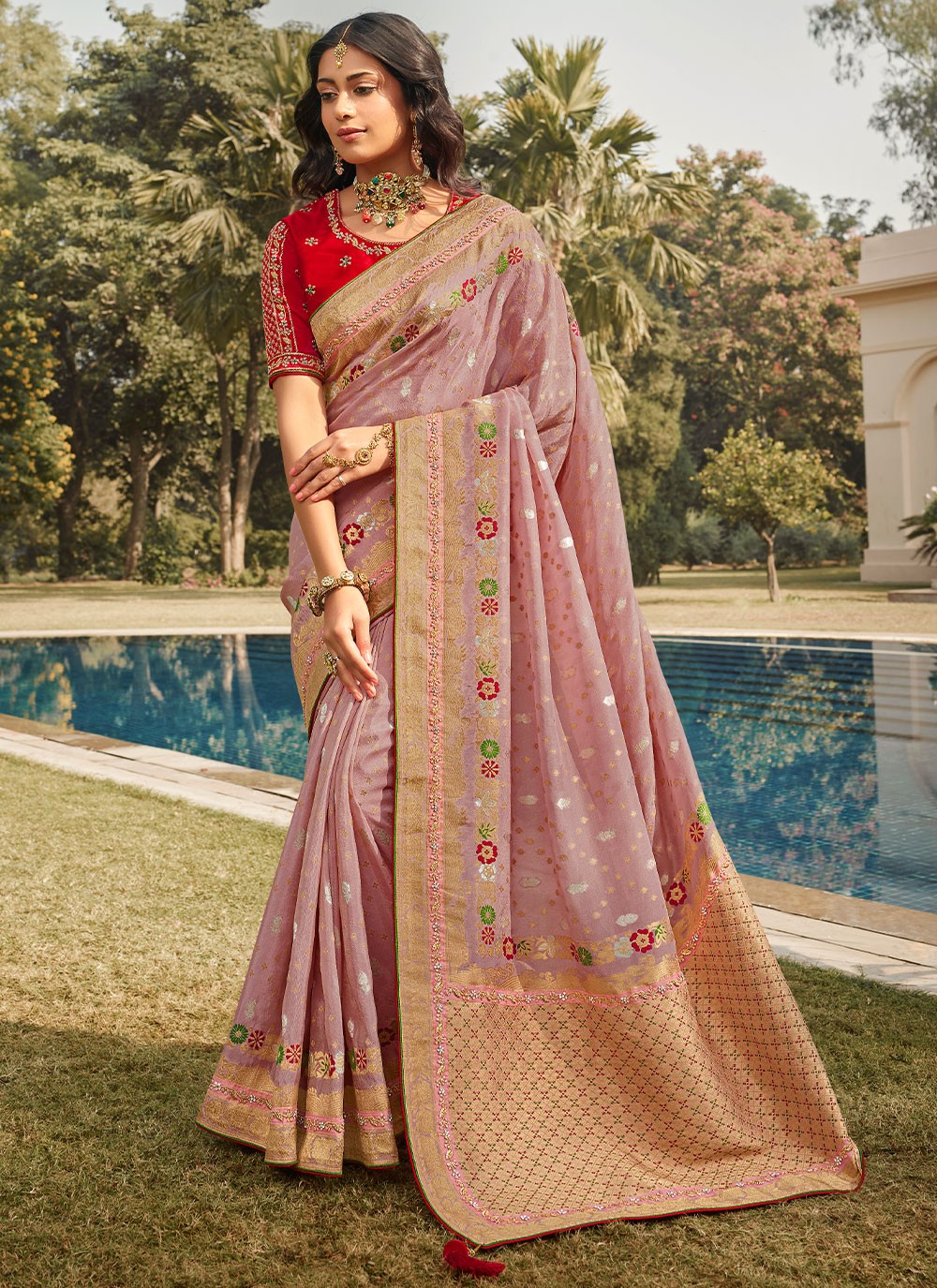 Buy Silk Pink Traditional Saree Online : 254632