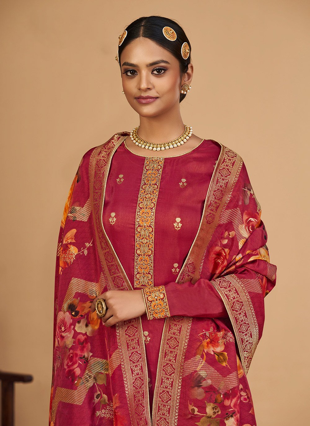 Buy Thread Work Red pure-dola Pant Style Suit : 265299