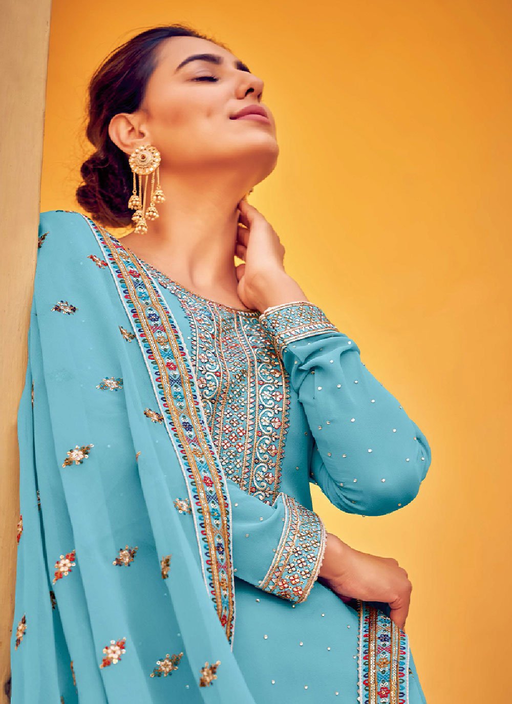 Shop Online Zari Festival Pakistani Straight Suit : 249886