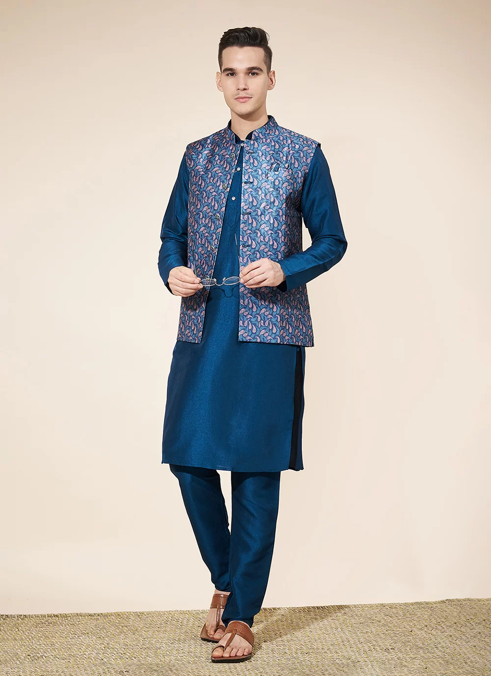 Shop Online Jacquard and Plain Work Pure Silk Kurta Payjama with Jacket ...