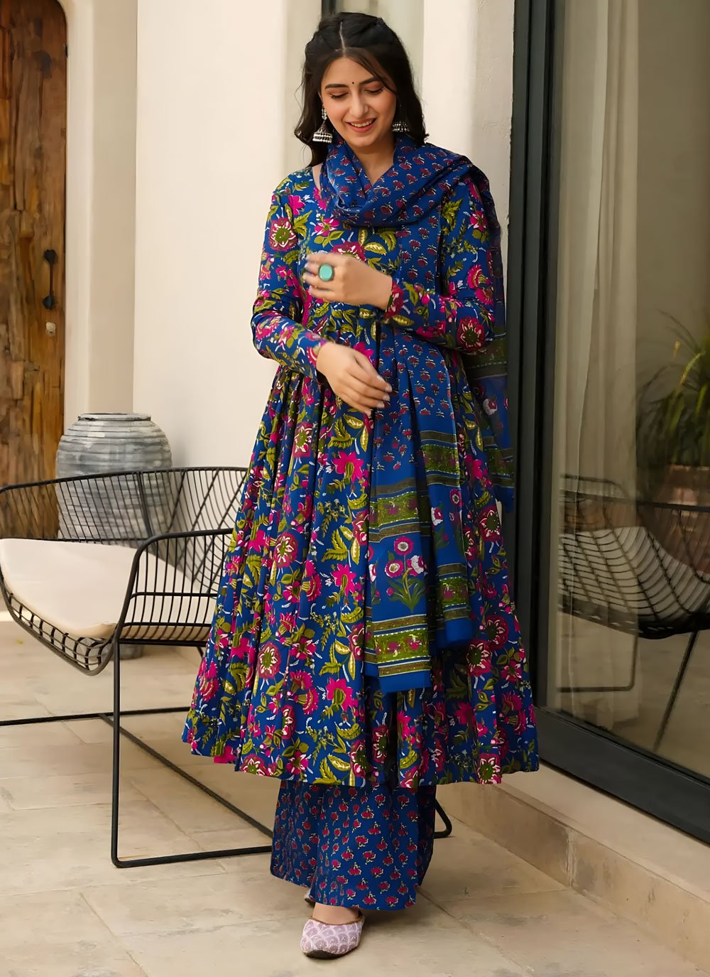 Buy Lively Blue Muslin Readymade Salwar Suit : 302836