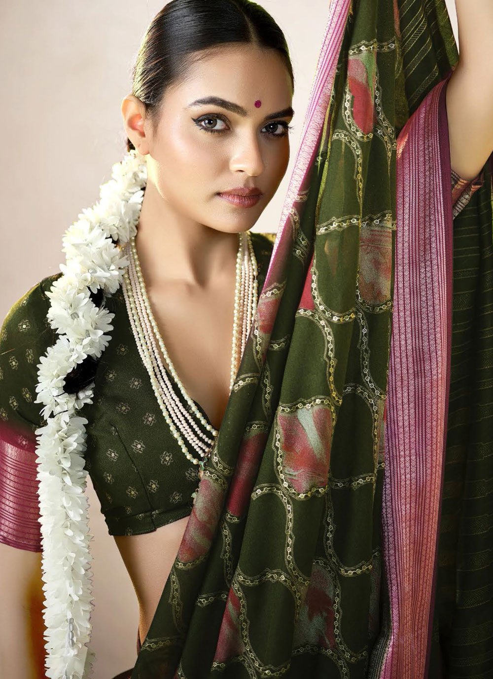 Shop Green Silk Fancy and Print Work Classic Sari Online : 314762