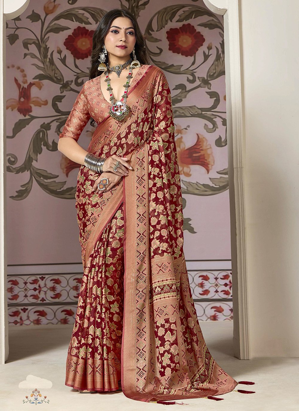 Buy Online Silk Classic Sari In Maroon : 318135