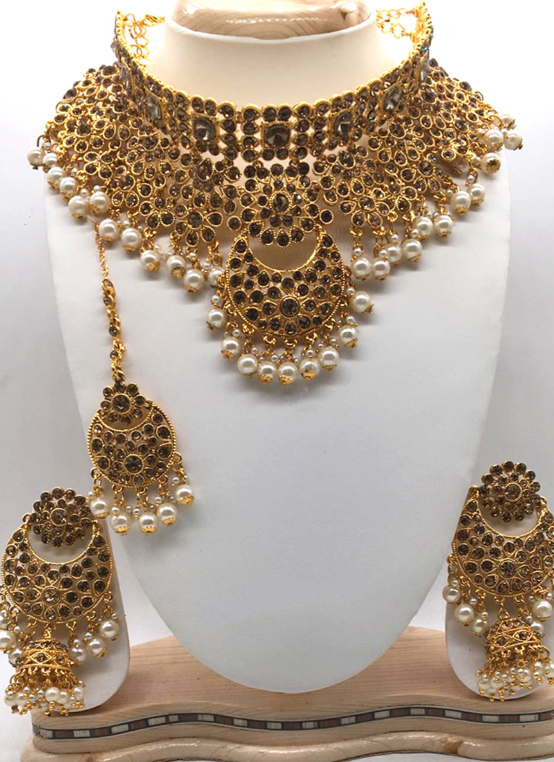 Buy Gold Color Necklace Set Online