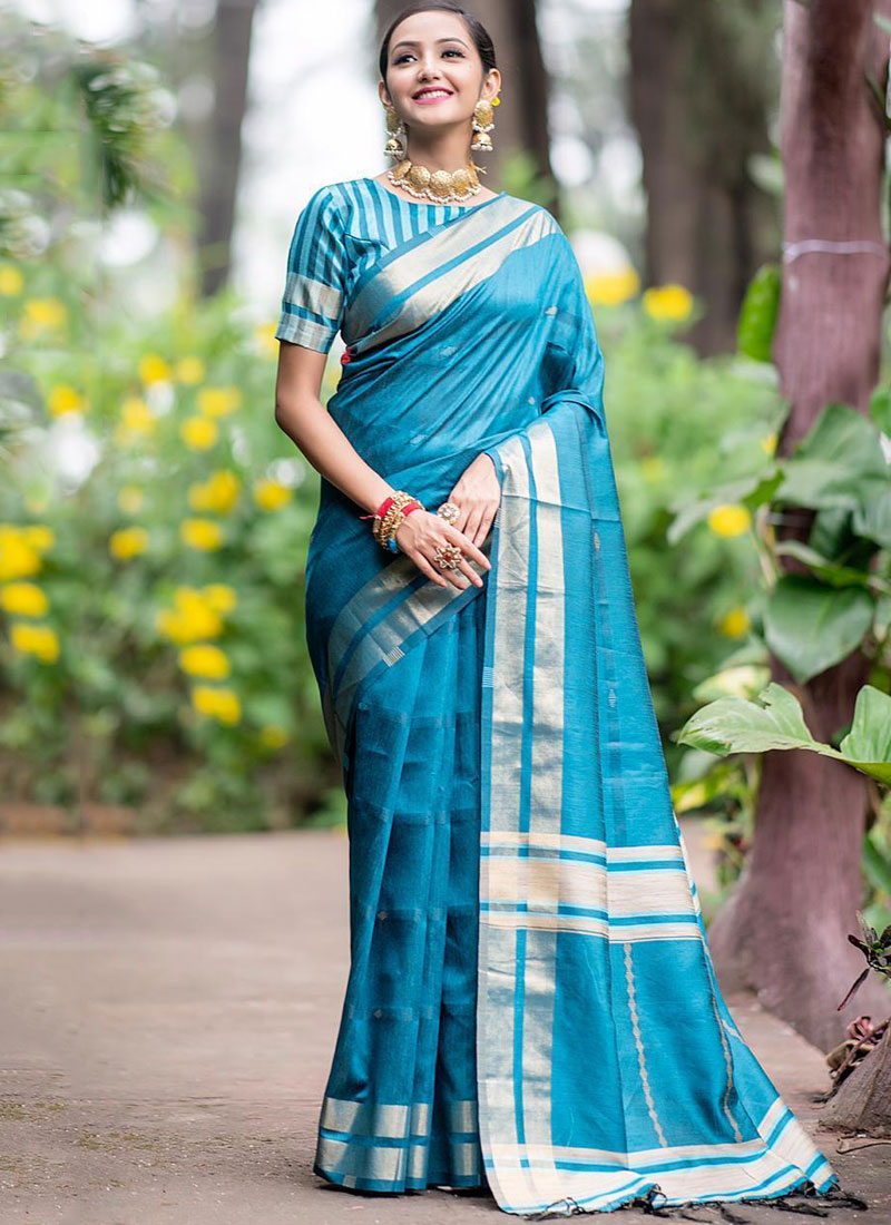Shop Woven Traditional Saree Online : 137656