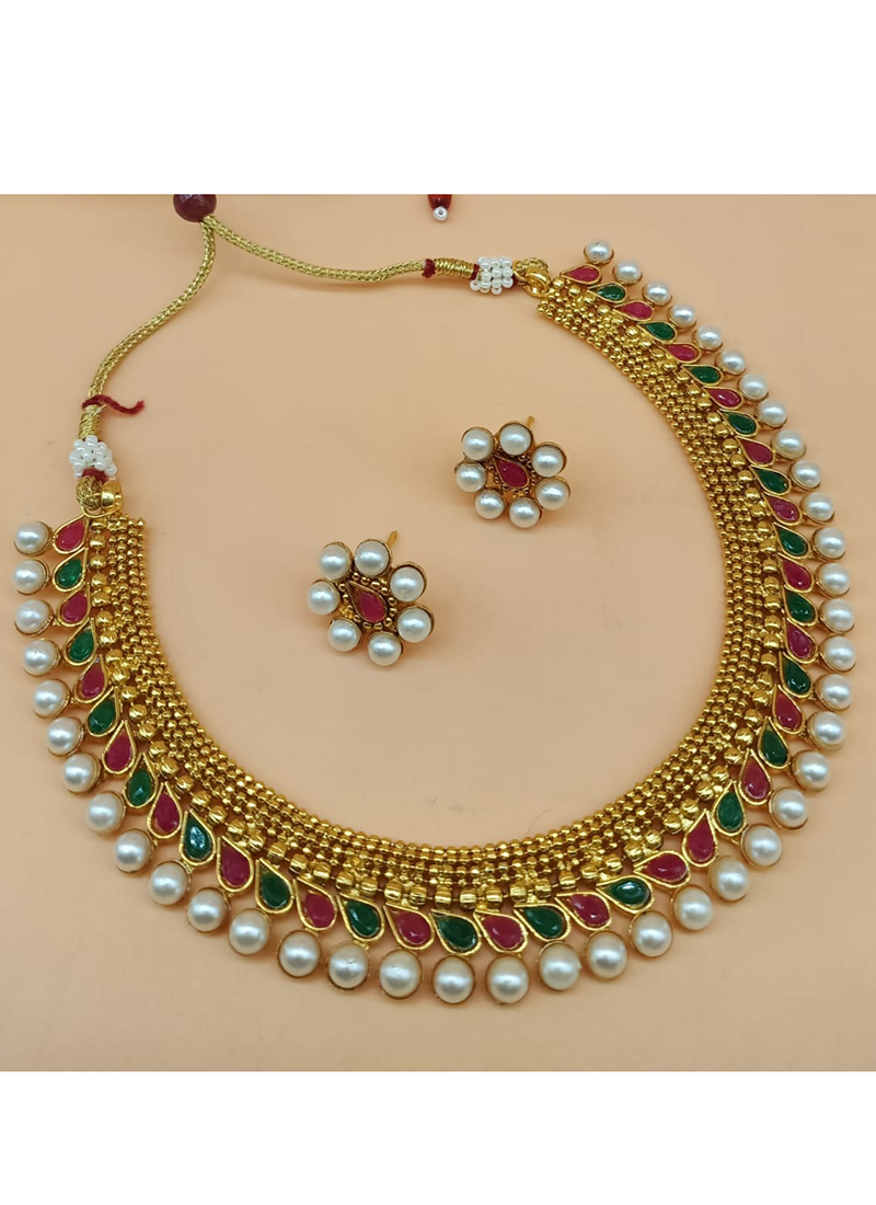 Buy Gold Color Necklace Set : 160346