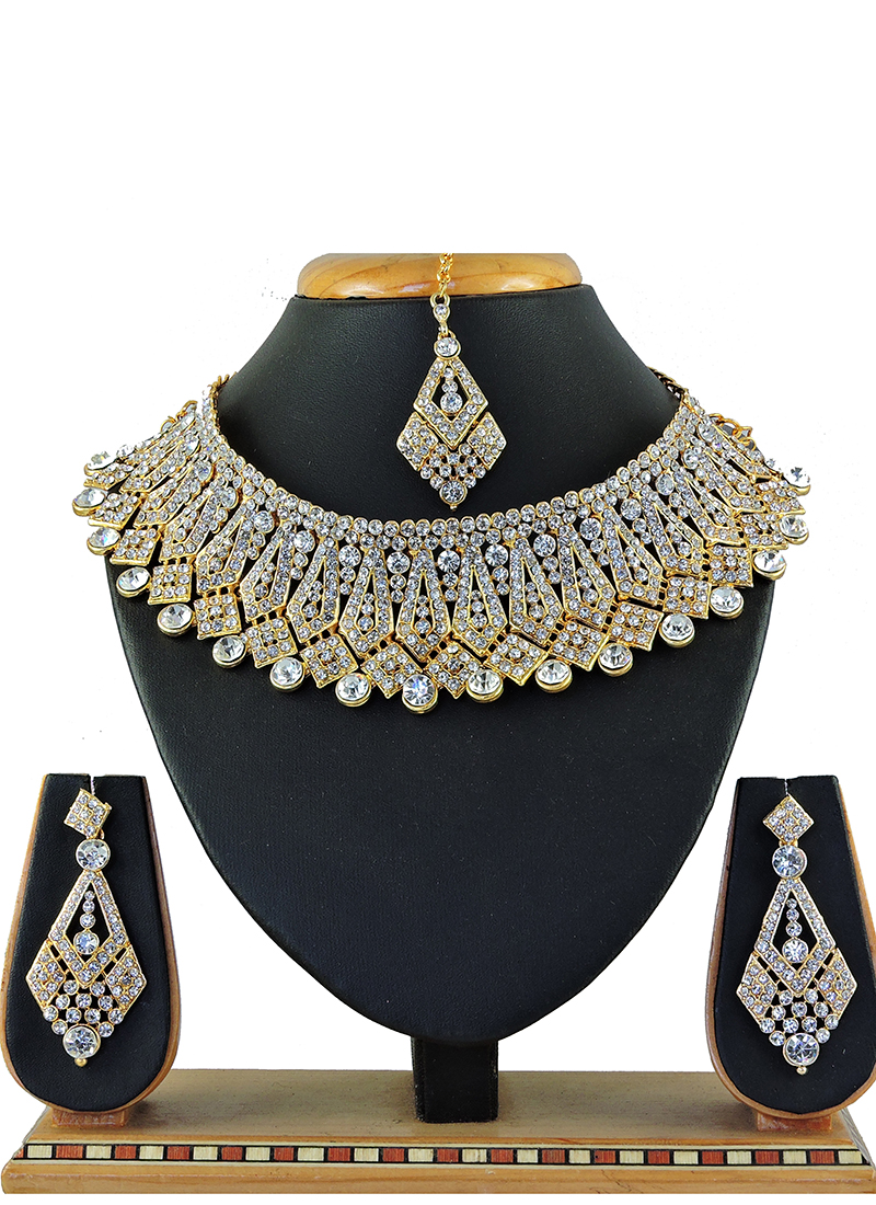 Buy Online Gold Stone Mehndi Necklace Set : 155524