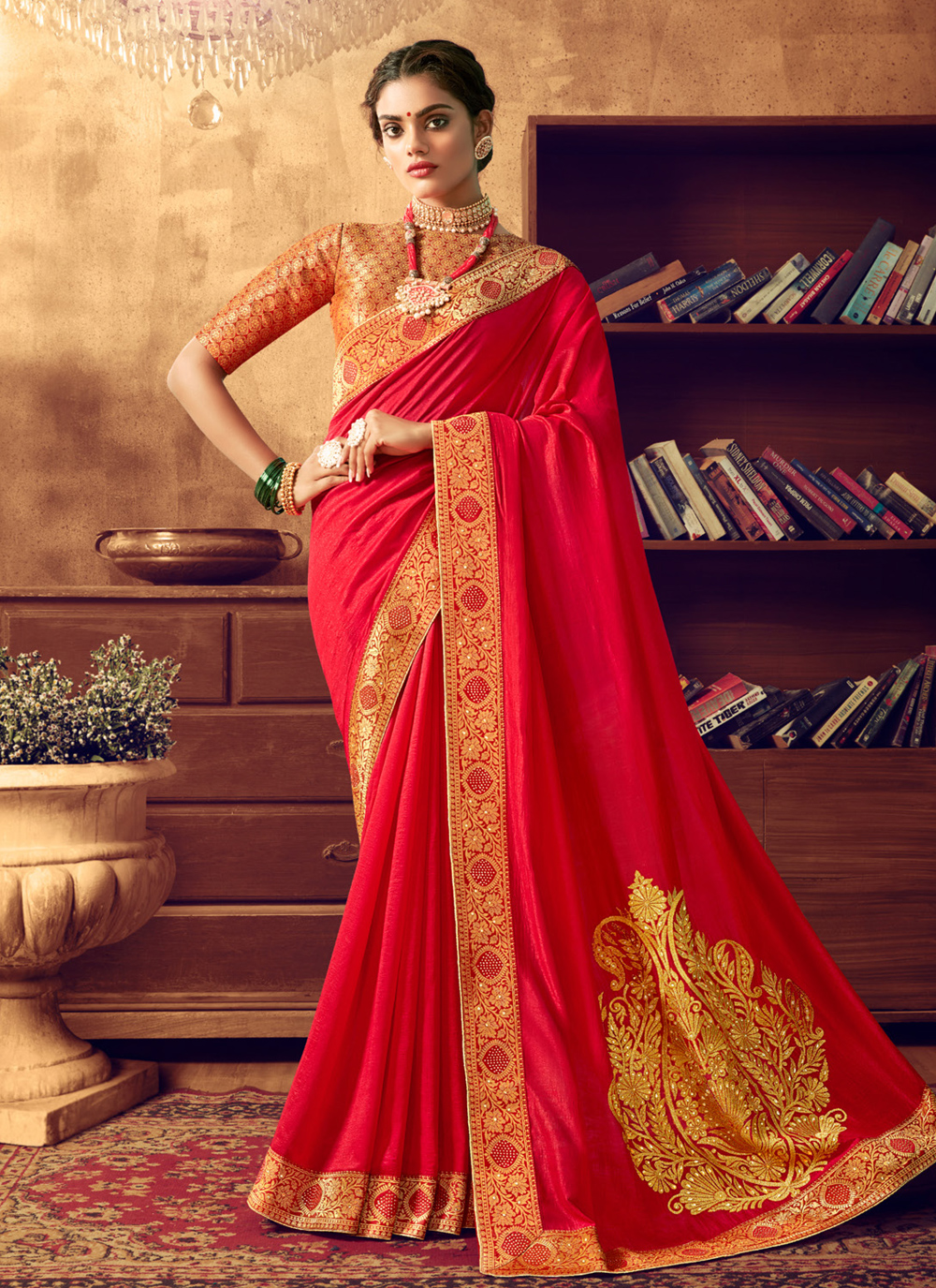 Buy Red Classic Saree Online : 164487