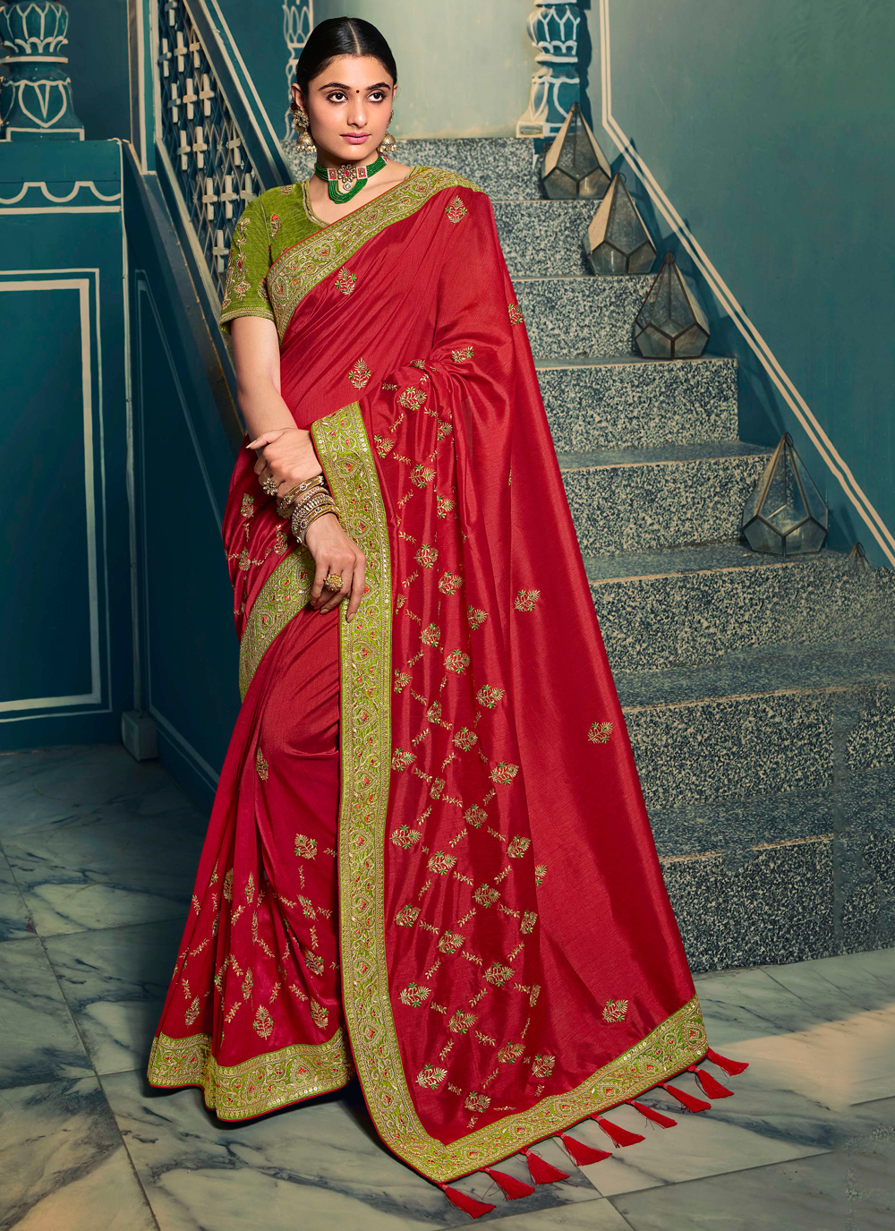 Buy Red Silk Traditional Saree : 164320