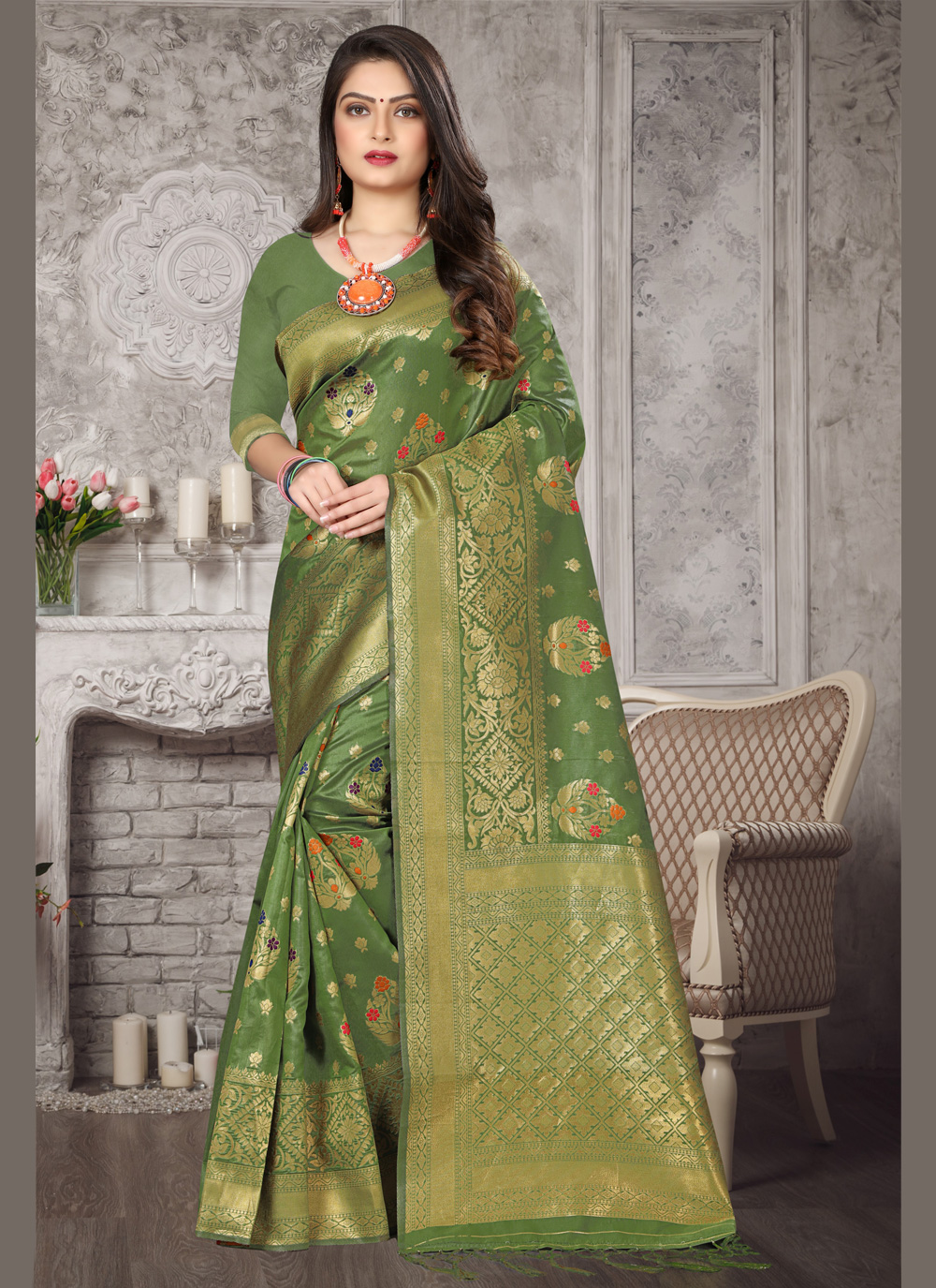 Buy Traditional Saree For Party : 168713