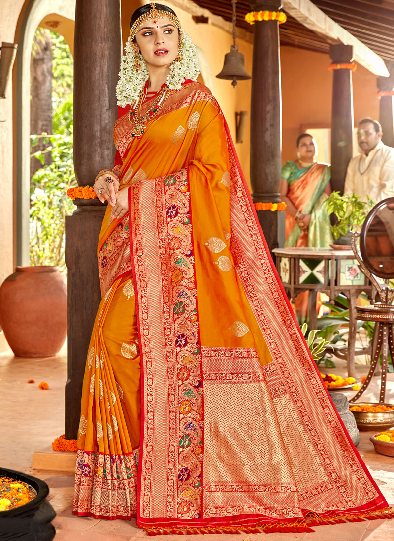 Weaving Reception Classic Saree buy online