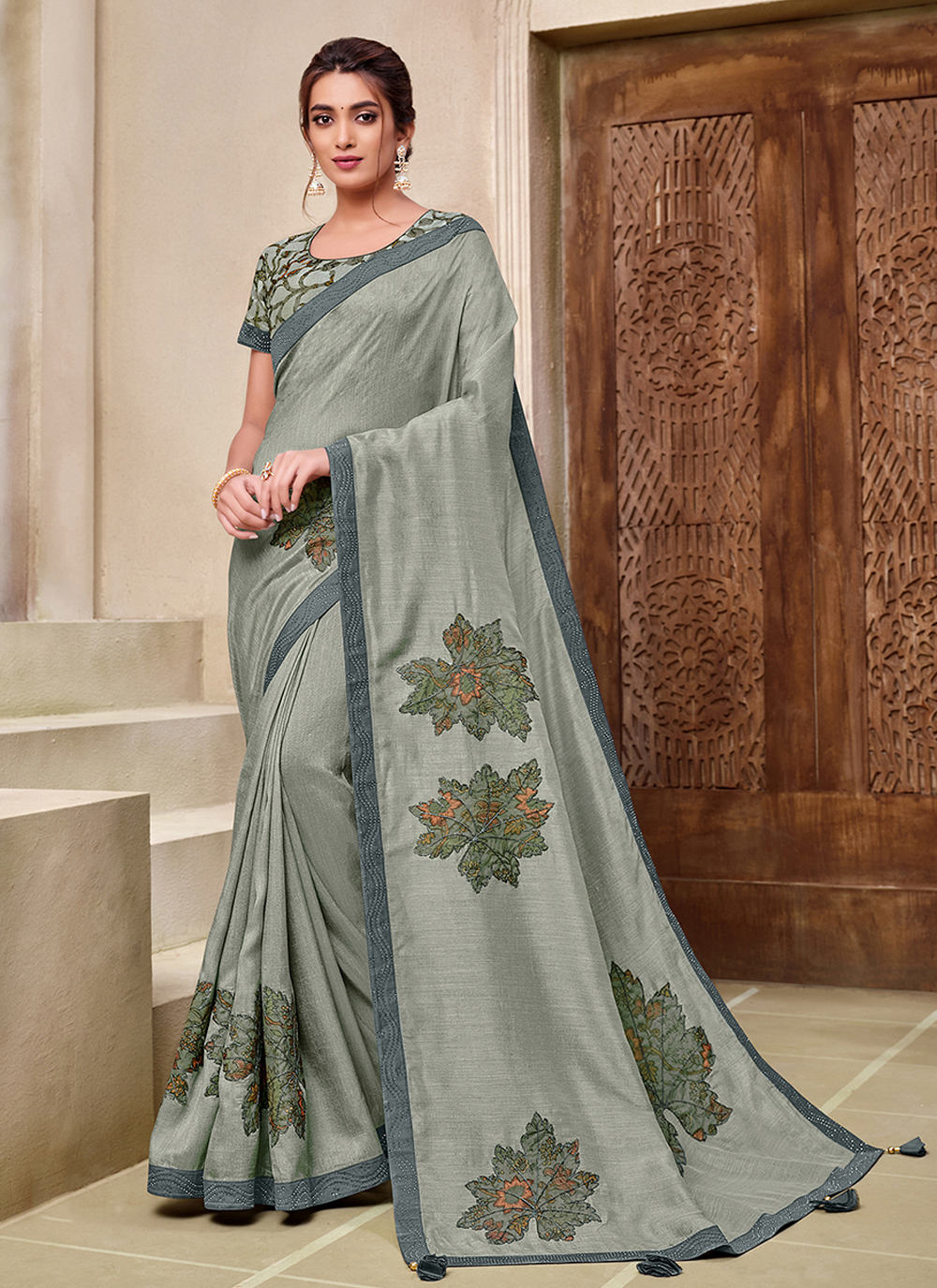Buy Grey Color Designer Traditional Saree : 184036
