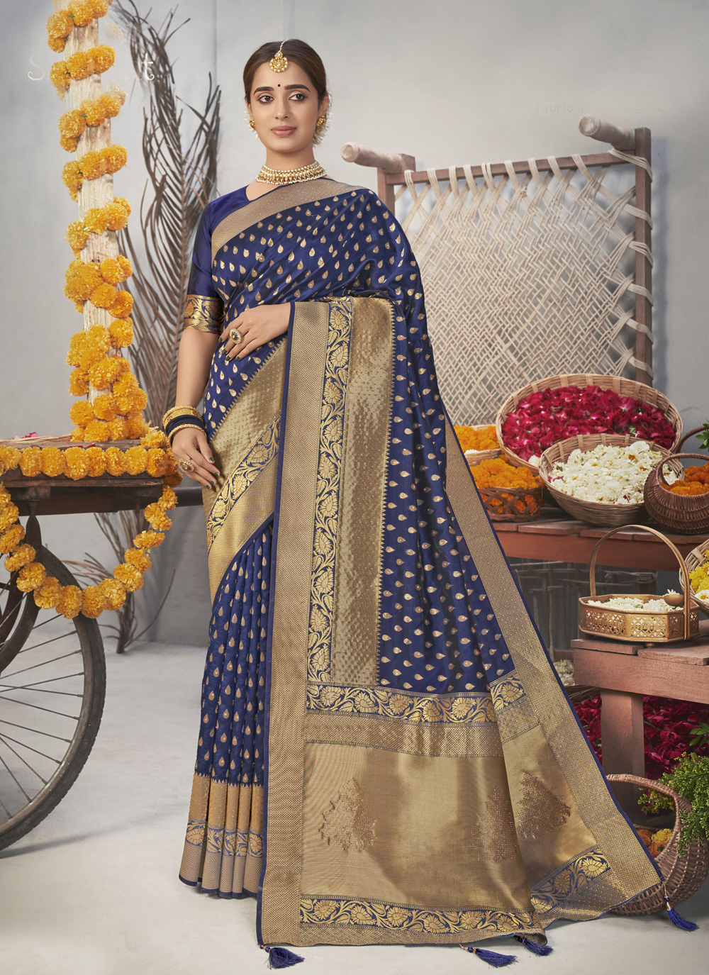 Buy Jacquard Silk Fancy Navy Blue Designer Traditional Saree : 186154