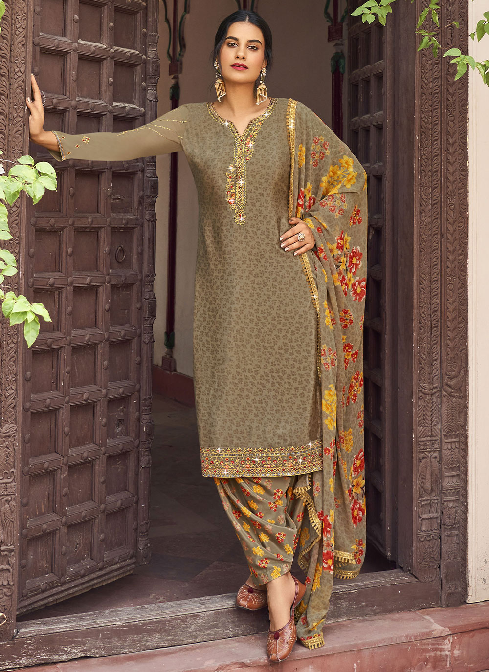 Shop Online Faux Crepe Mehndi Long Length Salwar Kameez : 247872