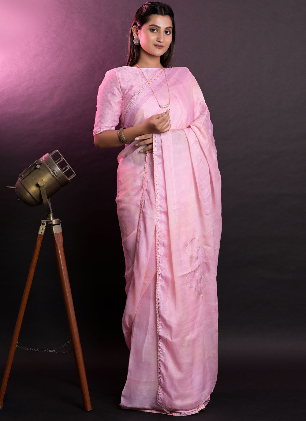 Buy Pink Chiffon Contemporary Style Saree Online : 249832