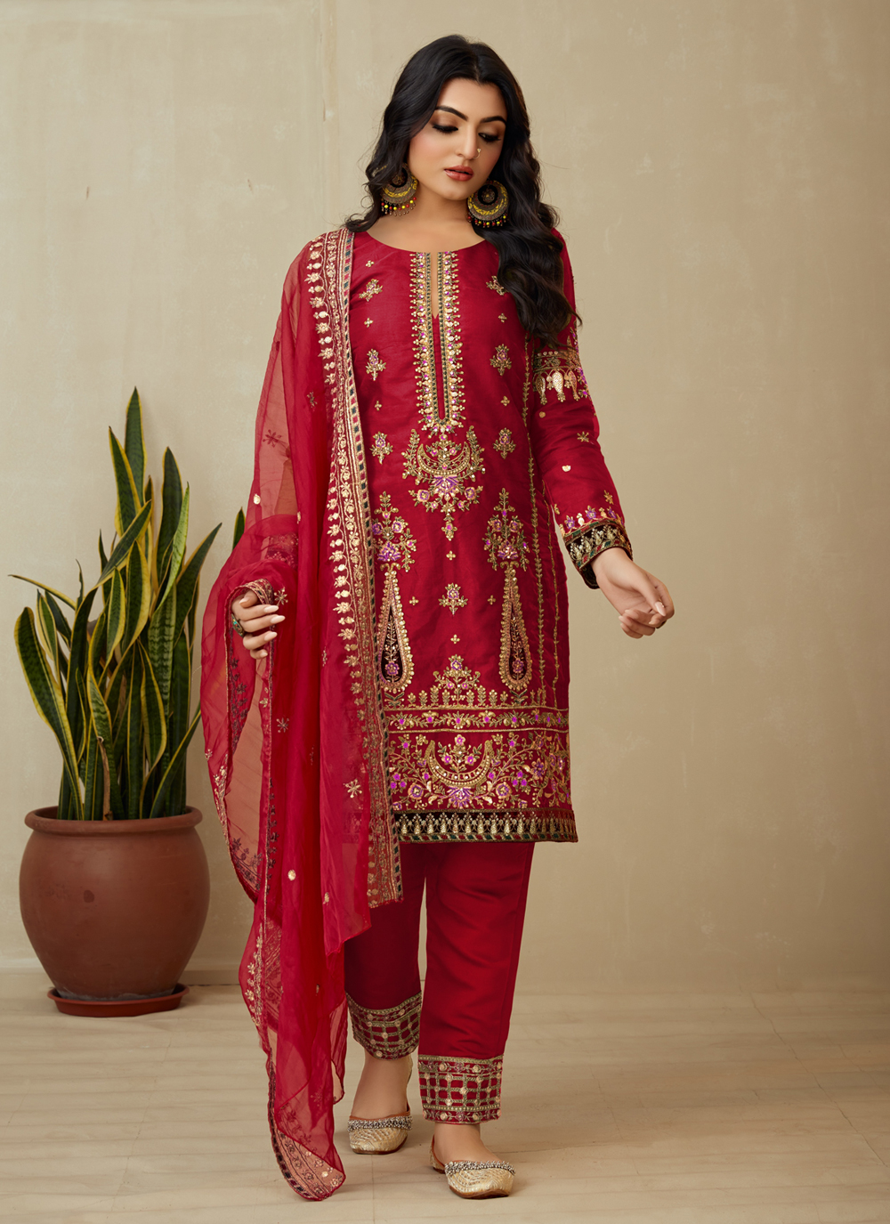 Shop Red Trendy Salwar Kameez Online : 267120