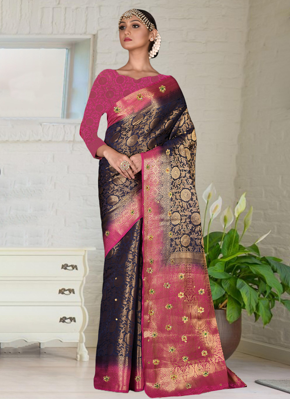Buy Online Blue Kanjivaram Silk Hand Work Classic Sari : 309184